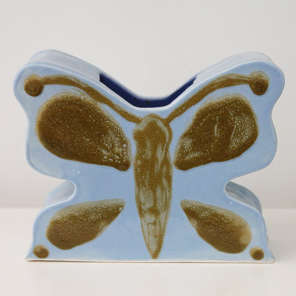 Butterfly Vase – Merge